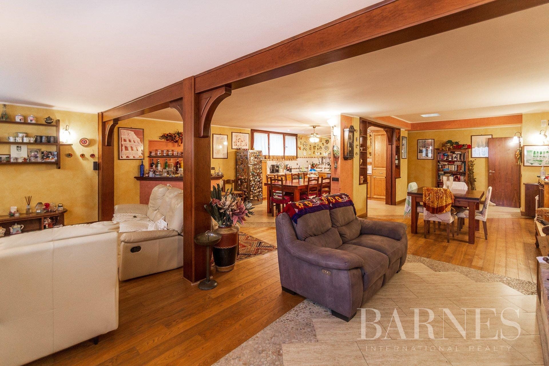 Вилa в Lazio, Италия за продажба от BARNES Bulgaria