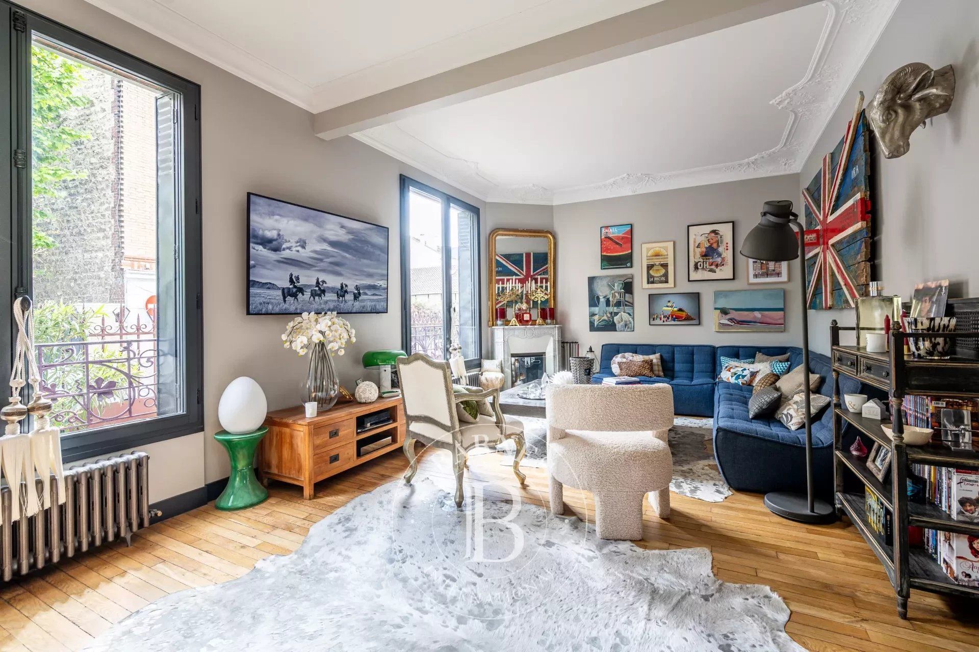 Редова къща в Asnières-Sur-Seine, Bac - Bã©Con - Flachat, Франция за ...